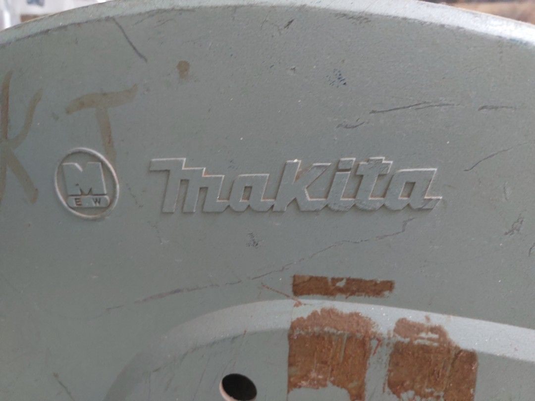 Makita Cut off powertools, Commercial & Industrial, Construction Tools ...