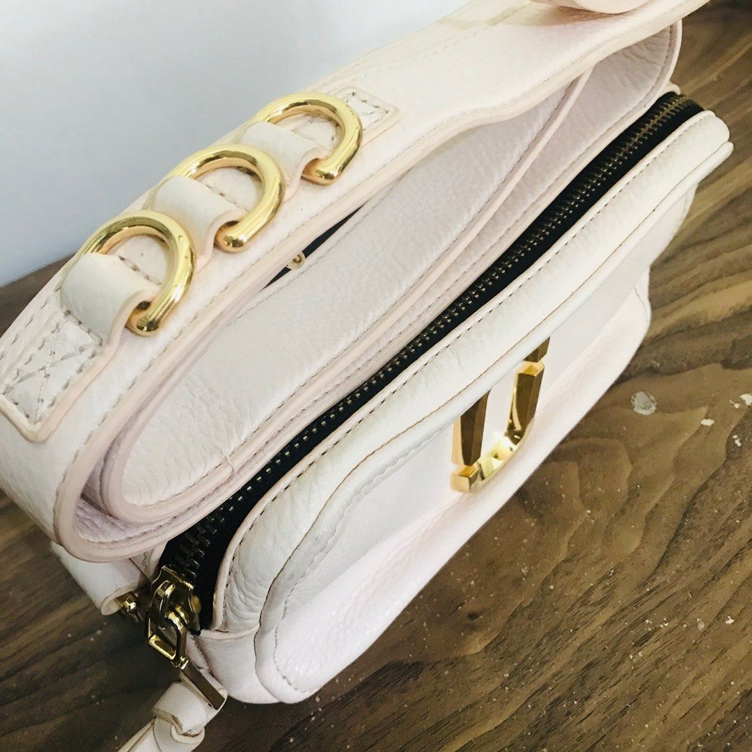 Mark Jacobs (original), Women's Fashion, Bags & Wallets, Cross-body ...