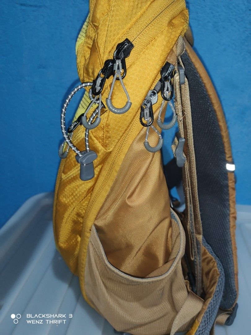 Merrel, Men's Fashion, Bags, Backpacks on Carousell