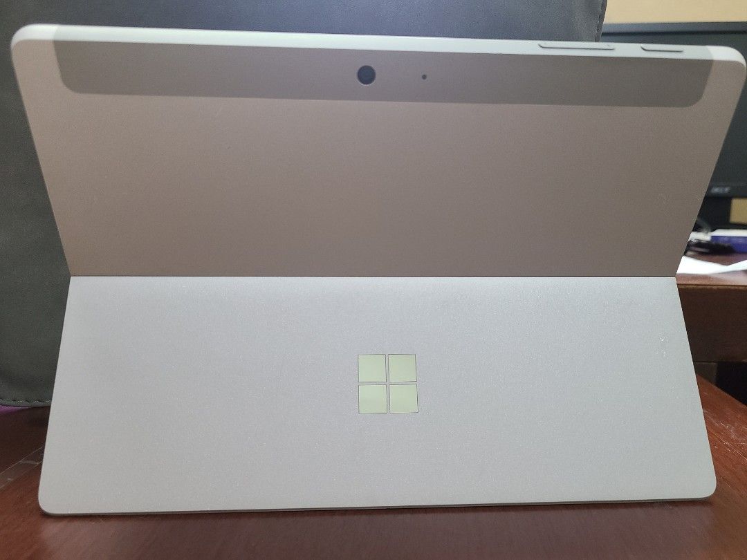 Microsoft Surface Go, 8GB Ram, Computers & Tech, Laptops & Notebooks on Carousell