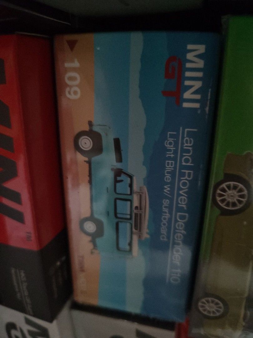 Mini gt land rover defender, Hobbies & Toys, Toys & Games on Carousell