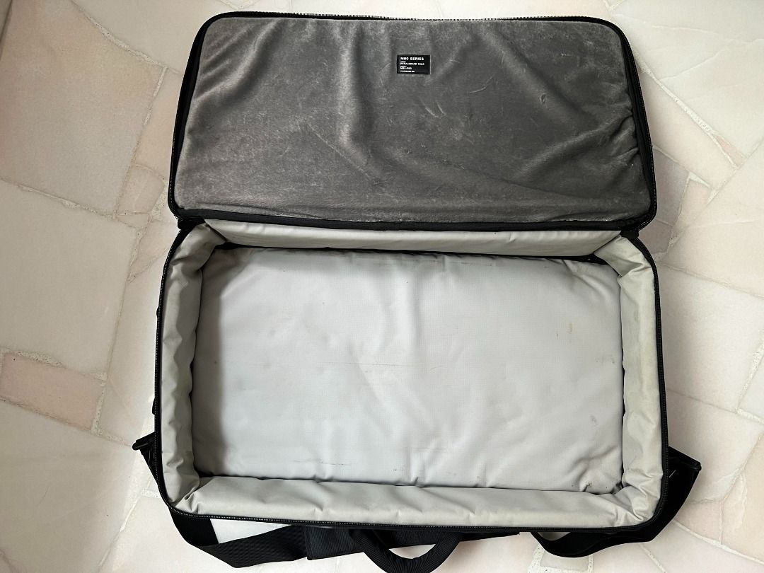 Mono M80 PB2 Pedalboard Case, Hobbies & Toys, Music & Media, Music ...