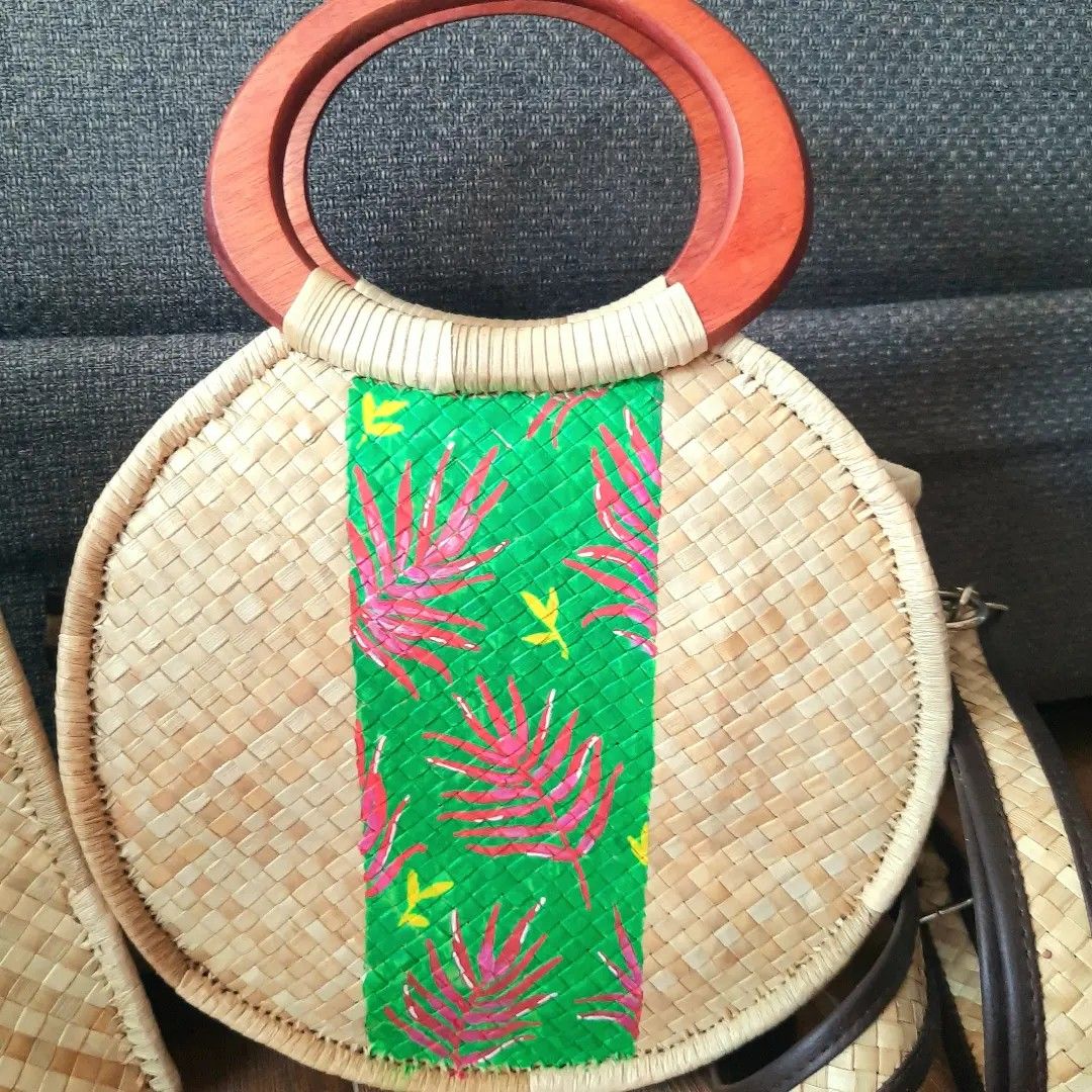 Native Pandan Bags - handpainted, Women's Fashion, Bags & Wallets ...