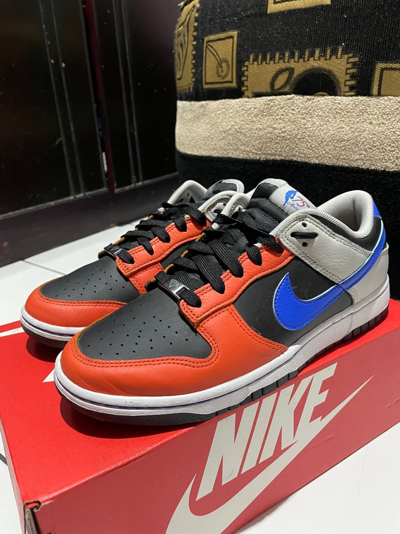 Nike Dunk Retro EMB Knicks 75 th Anniversary, Fesyen Pria, Sepatu ...