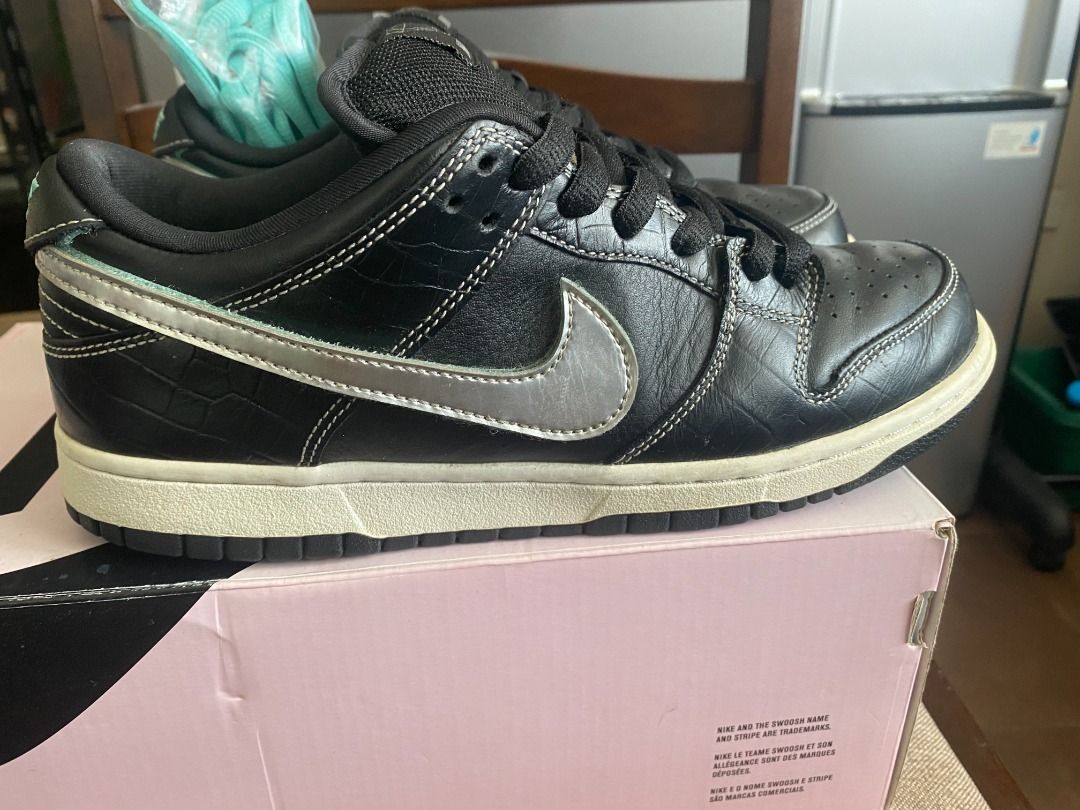 Nike SB Diamond Dunk, Men's Fashion, Footwear, Sneakers on Carousell