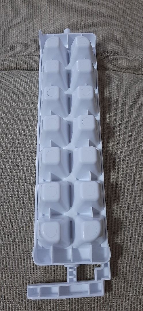 Panasonic ice twister tray, TV & Home Appliances, Kitchen Appliances ...