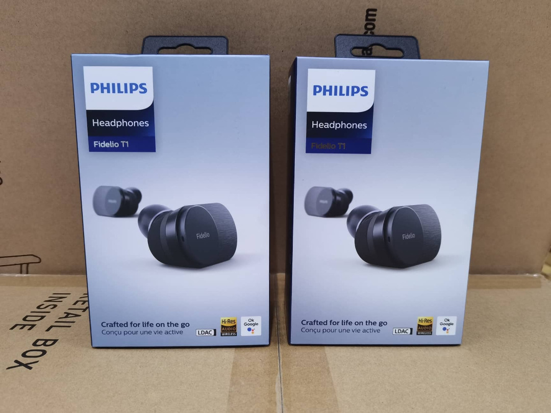 Philips Fidelio T1 True Wireless Headphones with Active Noise Canceling ...