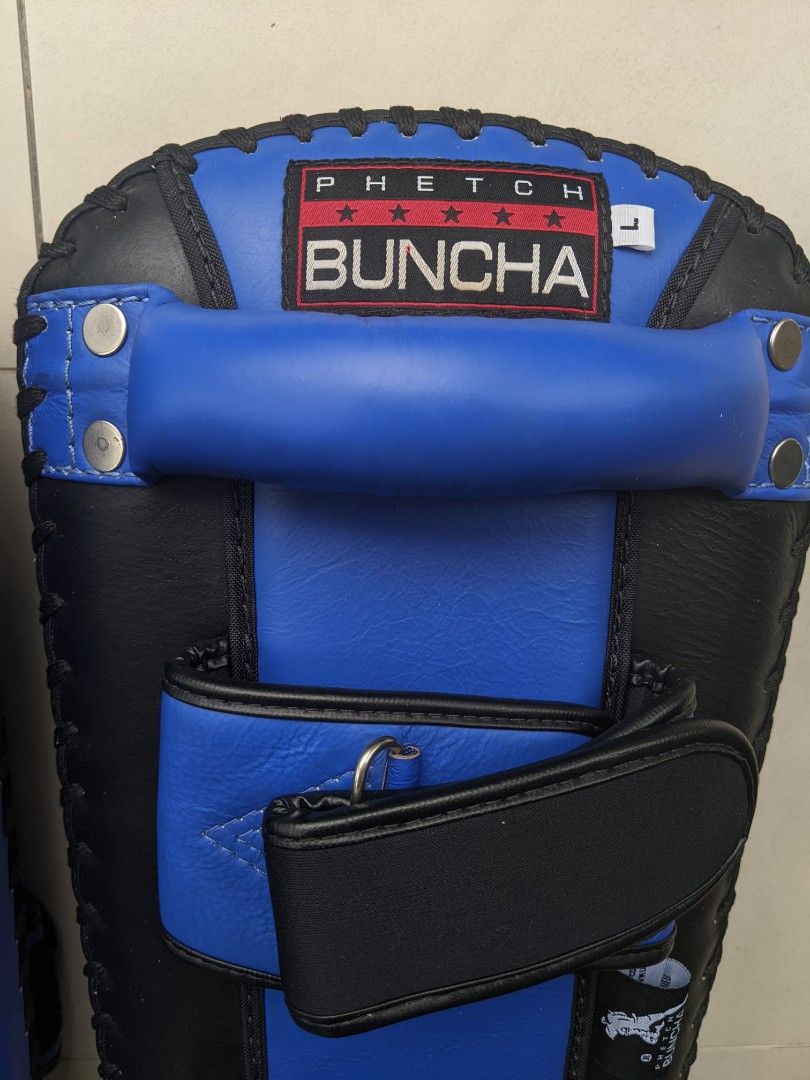 Muay Thai Heavy Kicks & Box Pads, Phetch Buncha, Made in Thailand ...