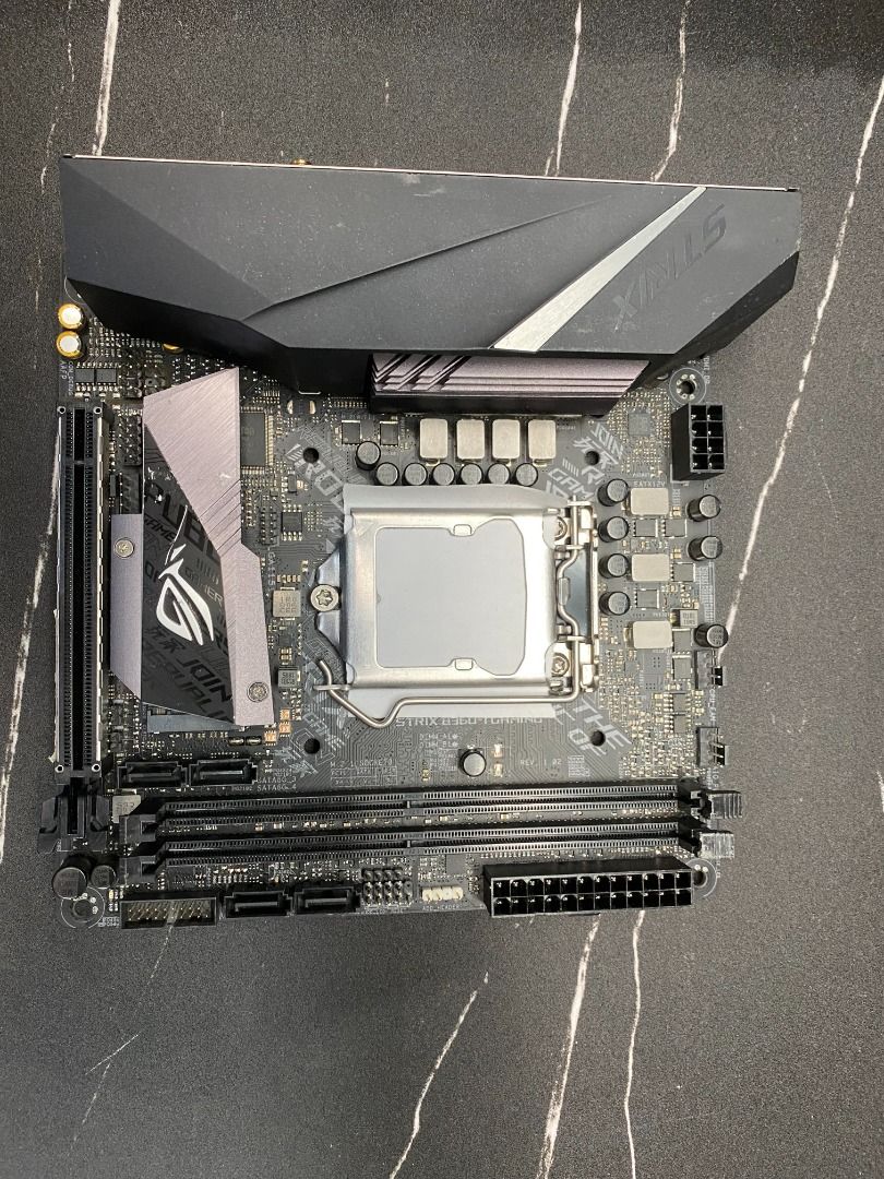ROG STRIX B360-I GAMING 支援第8代英特爾 英特爾 B360 mini-ITX 電競主機板配備 Aura Sync ...