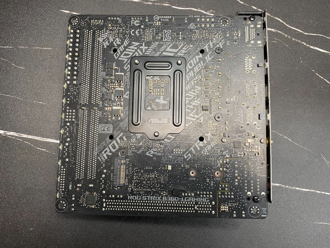 ROG STRIX B360-I GAMING 支援第8代英特爾 英特爾 B360 mini-ITX 電競主機板配備 Aura Sync ...