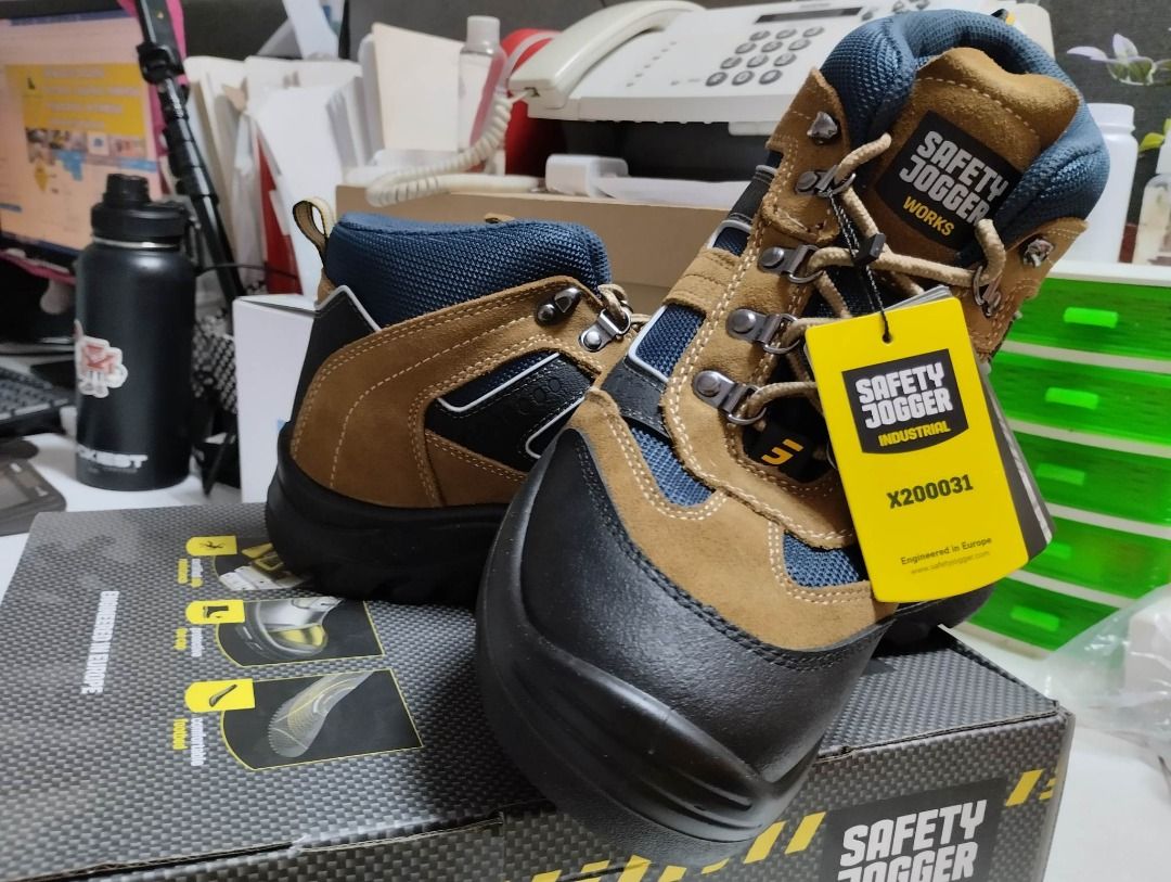 Saety shoes, Men's Fashion, Footwear, Shoe inserts & accessories on ...