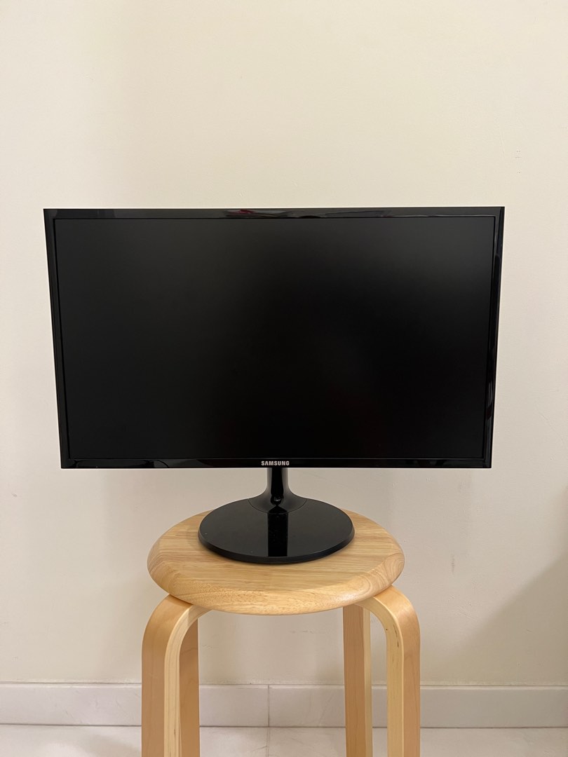 Samsung monitor 24 inch S24F350FH, Computers & Tech, Desktops on Carousell