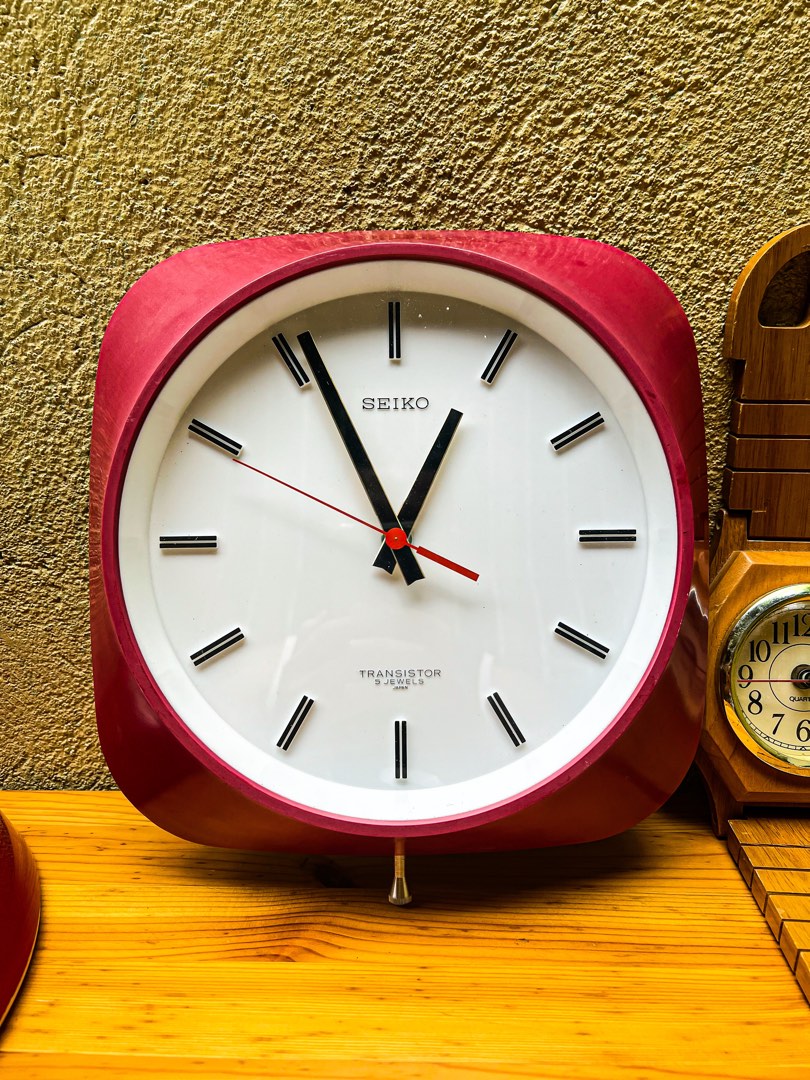 Seiko wall clock, Furniture & Home Living, Home Decor, Clocks on Carousell