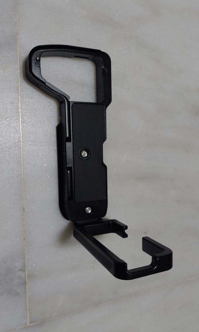 SmallRig L Bracket (Sony A7RV and A7IV) 3660, Photography, Photography ...