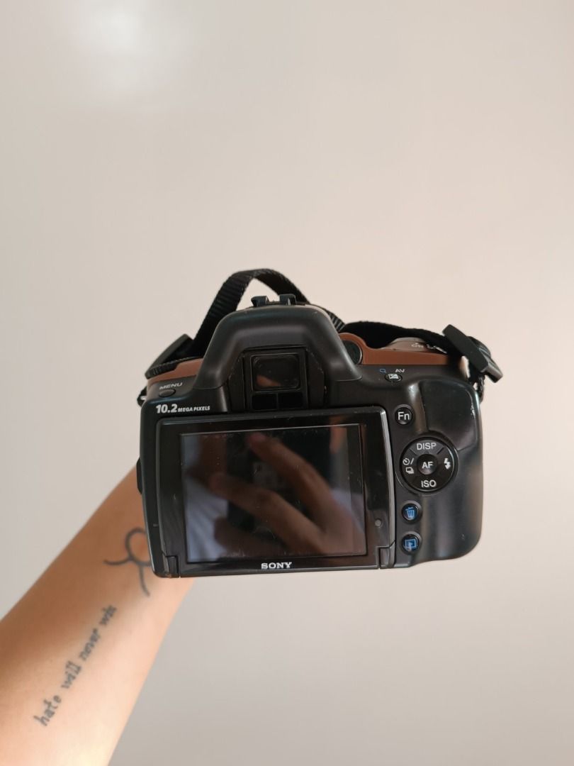 Sony Alpha A330 Digital SLR with 18-55mm Lens (Copper Brown ...