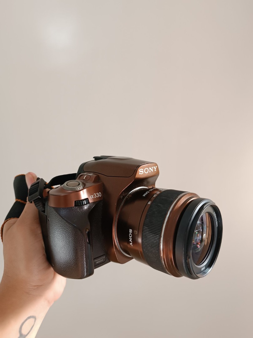 Sony Alpha A330 Digital SLR with 18-55mm Lens (Copper Brown ...