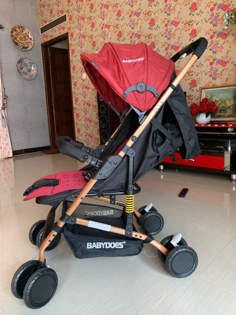 Stroller Baby Does Cabin size, Bayi & Anak, Kereta, Kursi Goyang ...