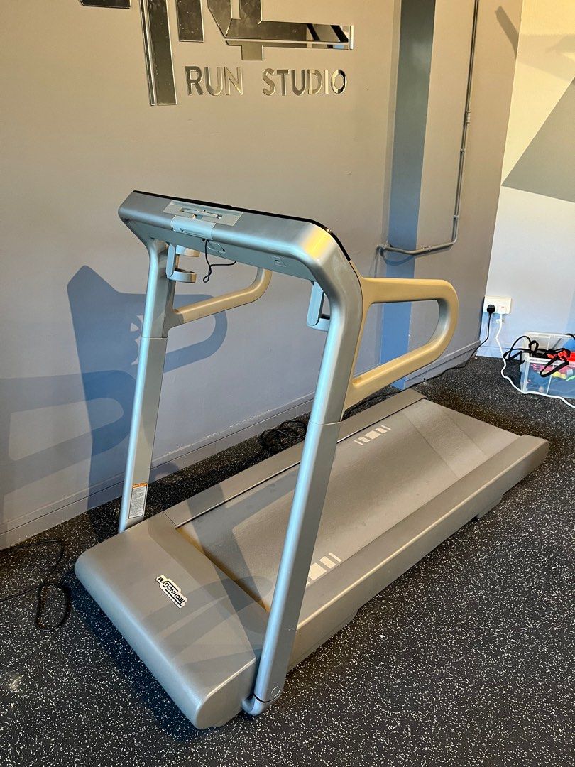 Technogym MyRun Treadmill, Sports Equipment, Exercise & Fitness, Cardio ...