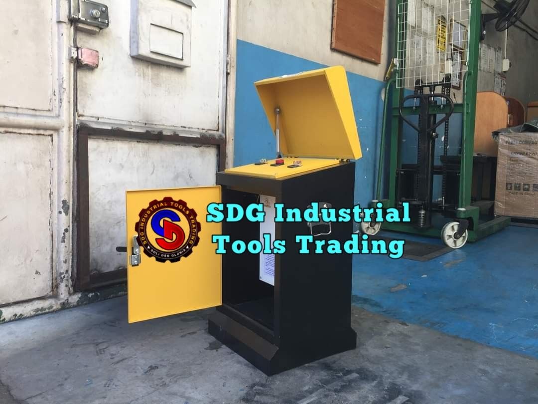 TOYOYAMA Industrial Steel Bar Cutter, Single Phase, 220V/60Hz, w/ 3 ...