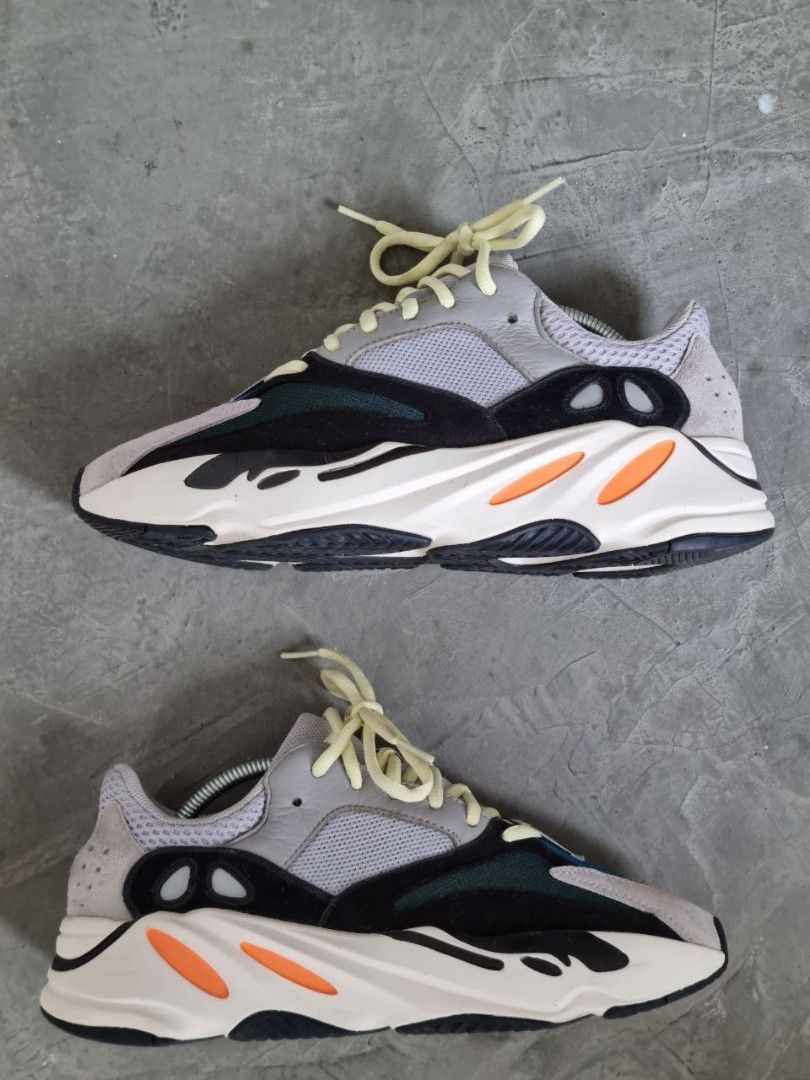 Waverunner 700 v1, Men's Fashion, Footwear, Sneakers on Carousell