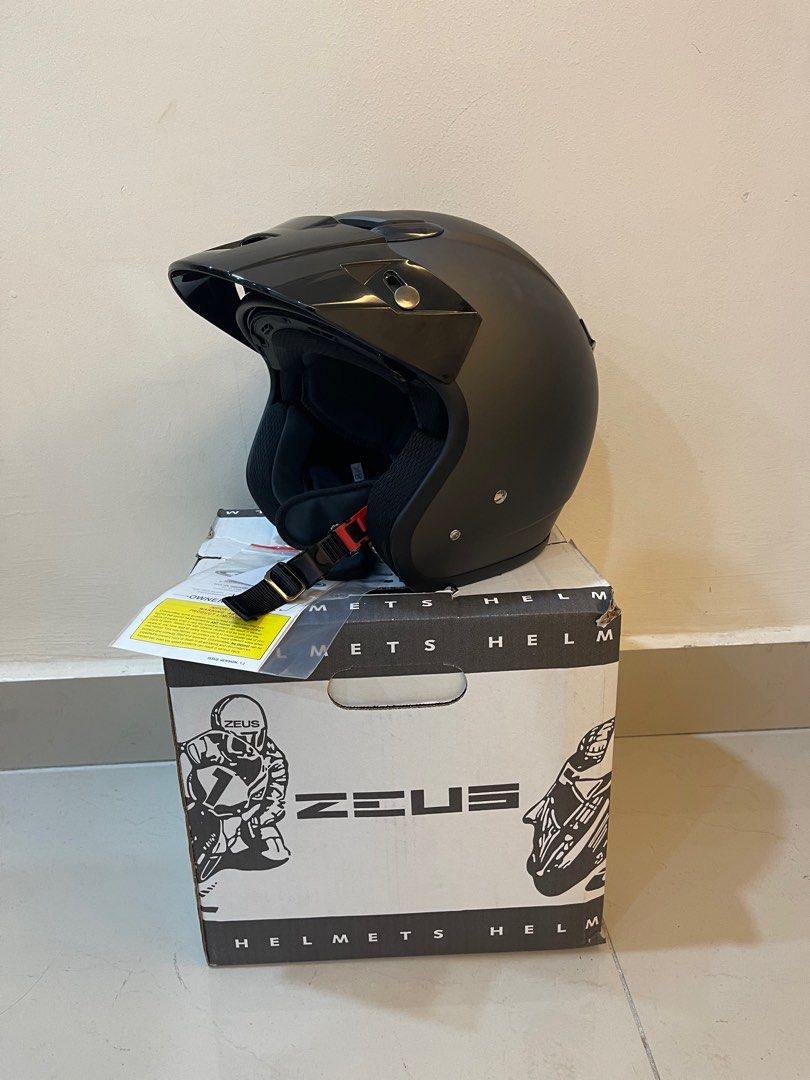 Zeus helmet, Motorbikes on Carousell
