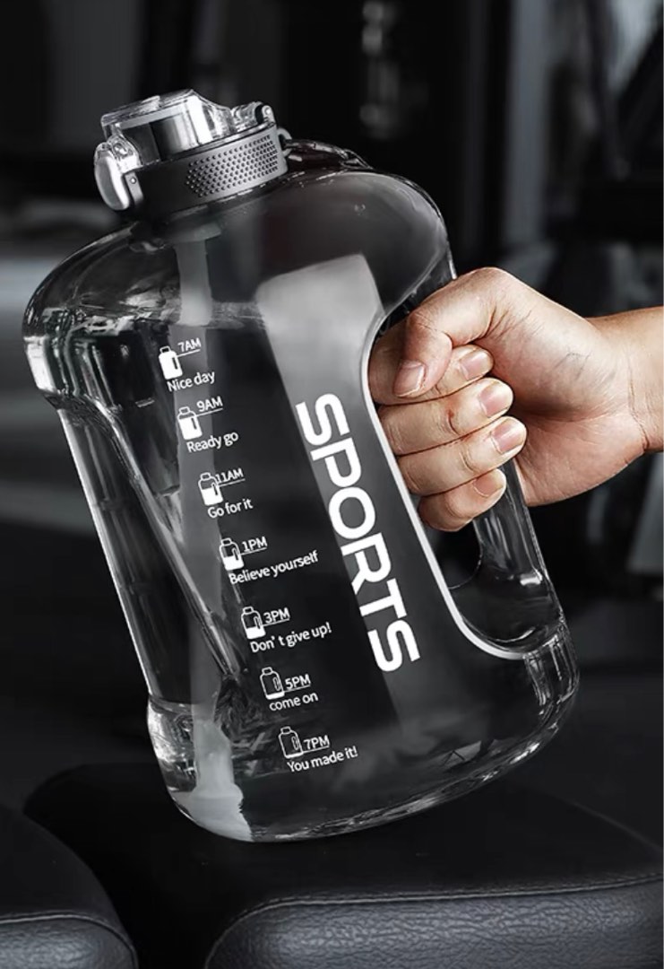 1500ml 水樽, 傢俬＆家居, 廚具和餐具, 廚水杯、水壺 - Carousell