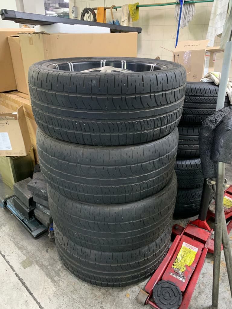 Prado 22 inch pcd 6X139.7 FORTE rim with tyres, Car Accessories, Tyres ...