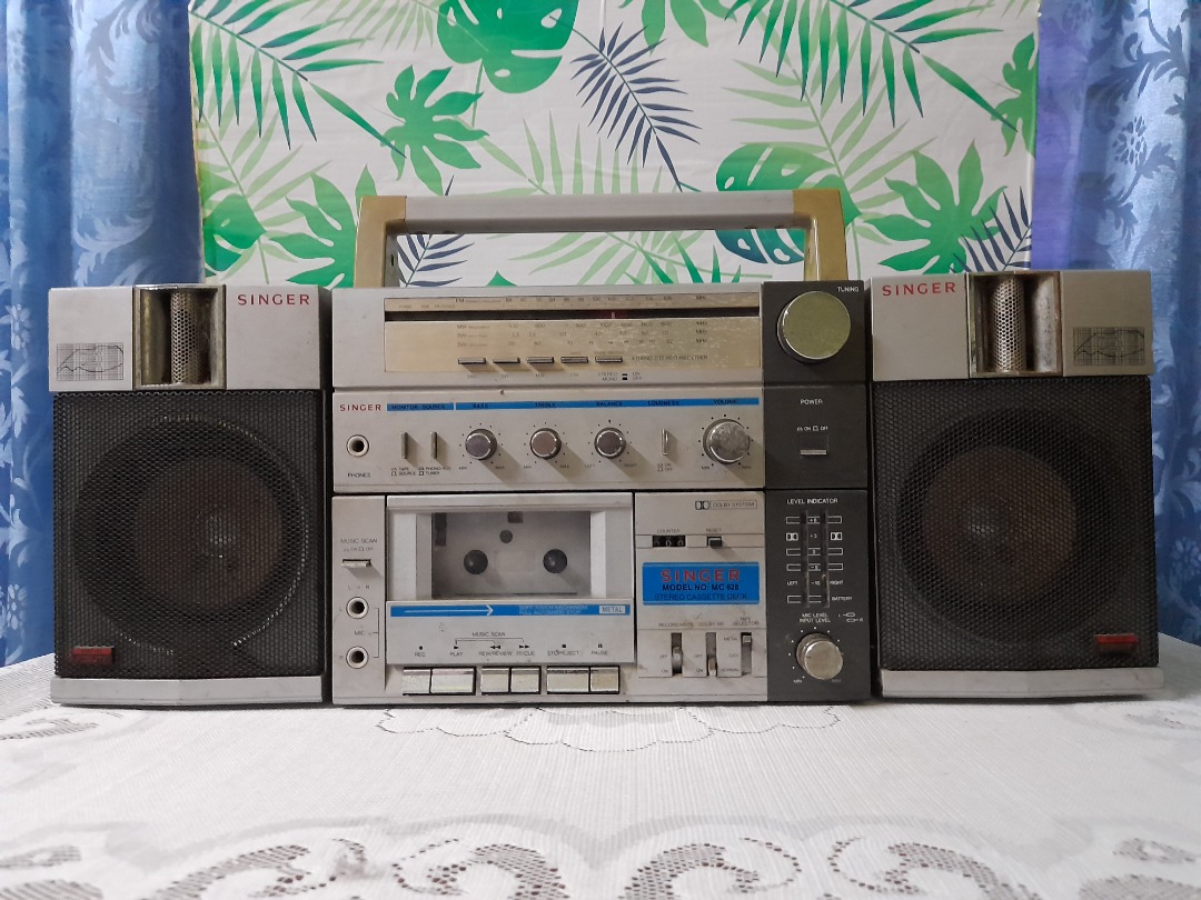 4751. Antique Singer Radio (Kaset repair own), Hobbies & Toys ...