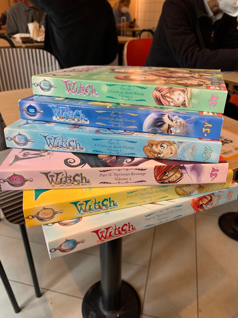 全新 Witch comic books, 興趣及遊戲, 書本 & 文具, 小說 & 故事書 - Carousell
