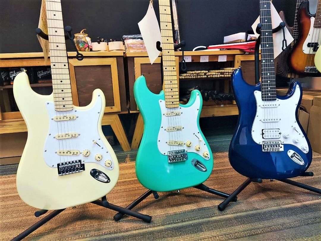 Aiersi ST-11 Electric Guitar, Hobbies & Toys, Music & Media, Musical ...