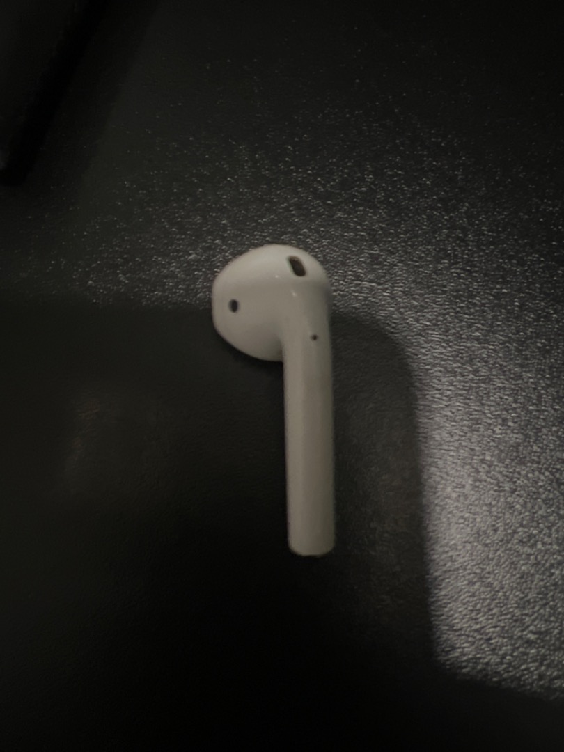 Airpod Gen 2 Left side, Audio, Earphones on Carousell