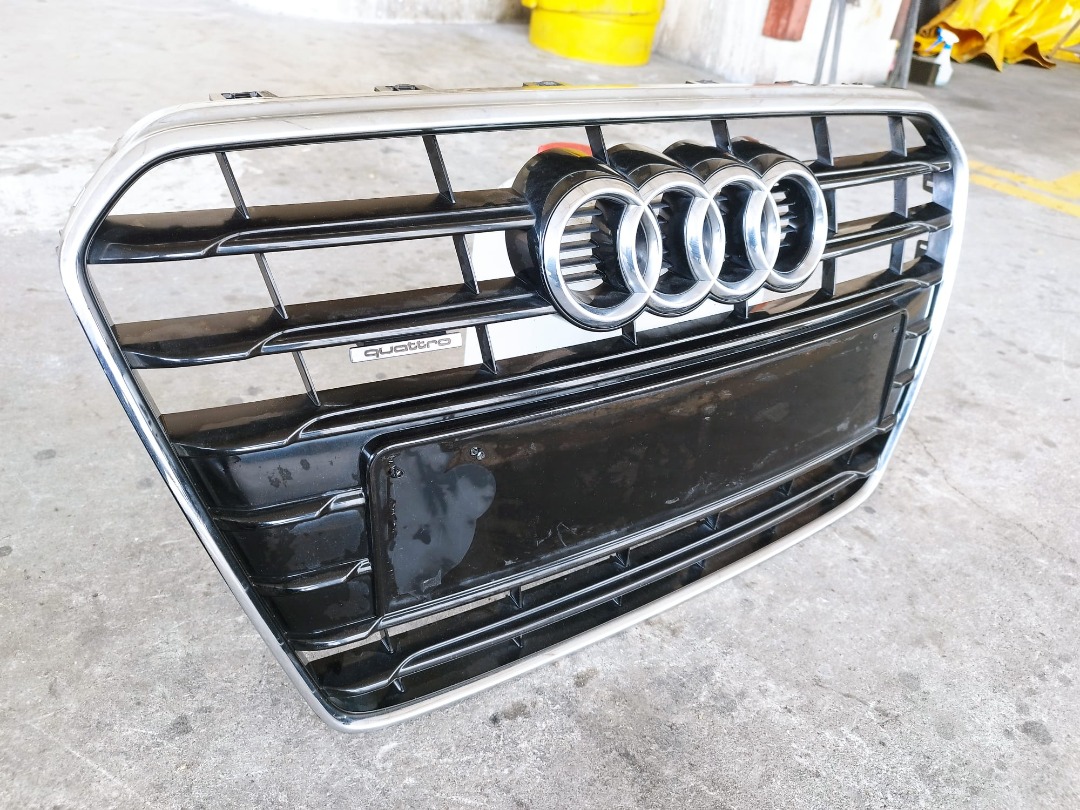 Audi A5 front original grille with emblem (2011-2016), Car Accessories ...