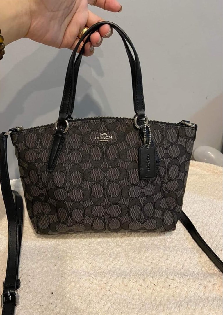 Coach 2way Bag Original, Luxury, Bags & Wallets on Carousell