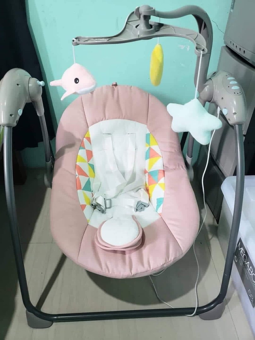 Electrical swing for baby, Babies & Kids, Baby Nursery & Kids Furniture ...