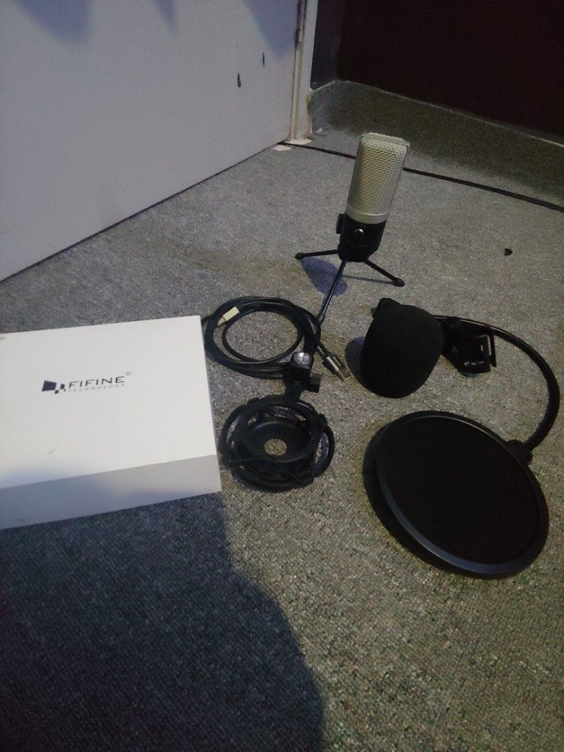 Fifine K670 USB Microphone, Audio, Microphones on Carousell