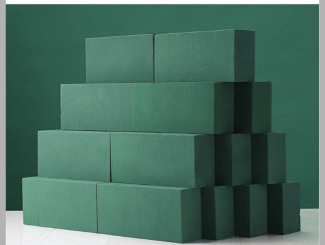 Floral foam blocks/per carton, Everything Else on Carousell