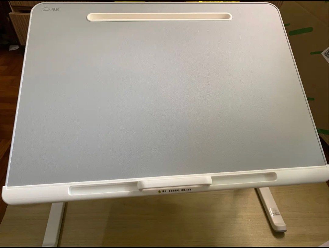Foldable Laptop Table (not inclusive of laptop), Furniture & Home ...
