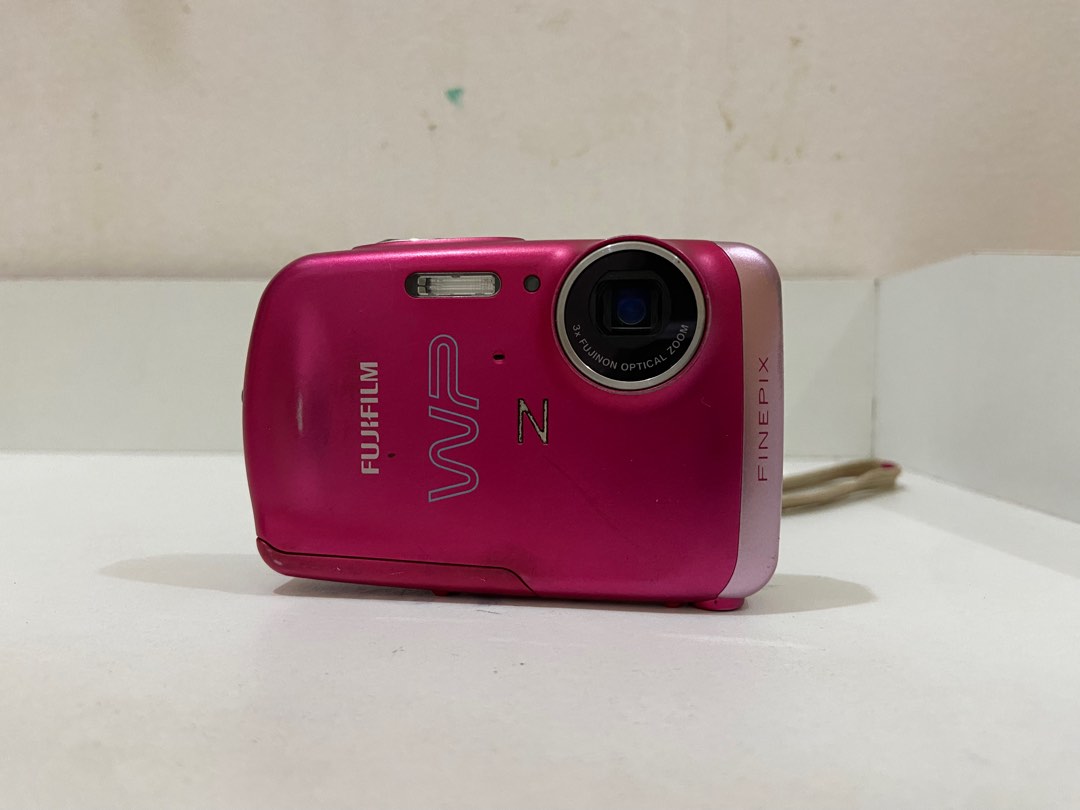 Fujifilm Z33WP, Photography, Cameras on Carousell