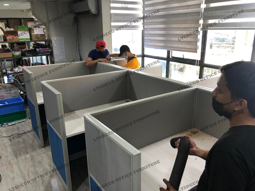 FULL FABRIC WORKSTATION TABLE OFFICE PARTITION on Carousell