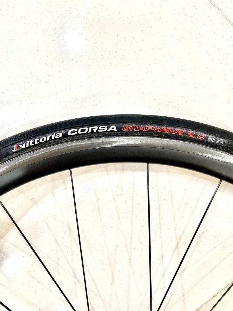 Giant SLR1 carbon wheelset 30mm (rim brake) free tyre and tube, Sports ...