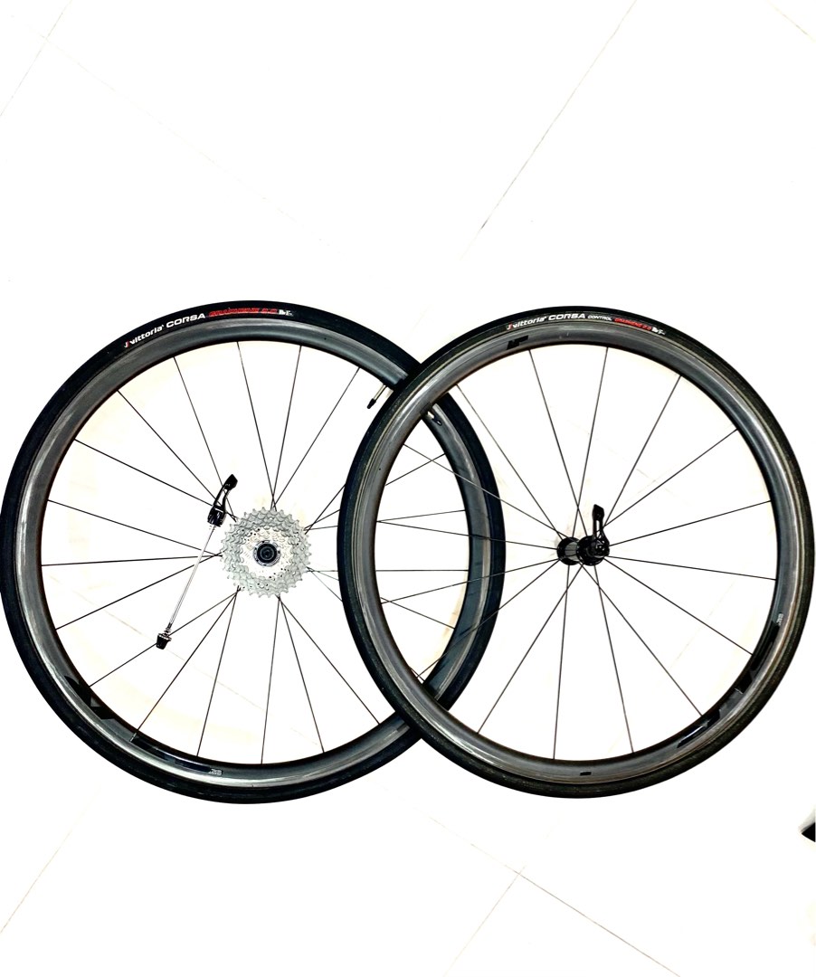 Giant SLR1 carbon wheelset 30mm (rim brake) free tyre and tube, Sports ...