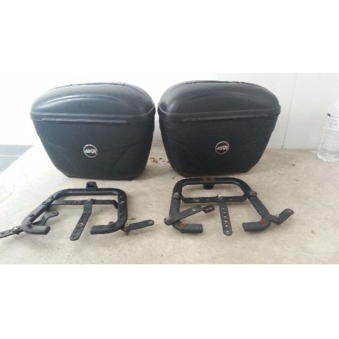 GIVI E21 side box with brackets, Motorcycles, Motorcycle Accessories on Carousell