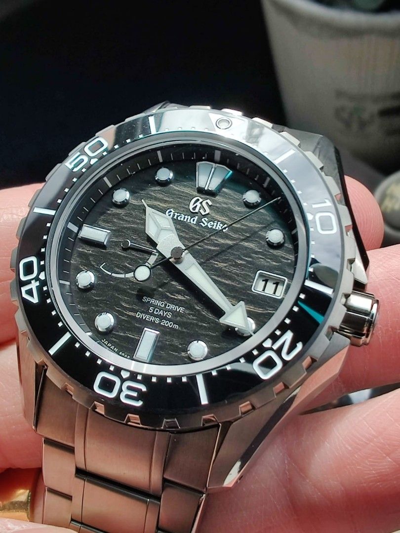 Grand Seiko SLGA015, Luxury, Watches on Carousell