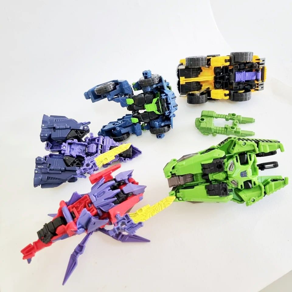 Hasbro Bruticus War for Cybertron, Hobbies & Toys, Toys & Games on ...