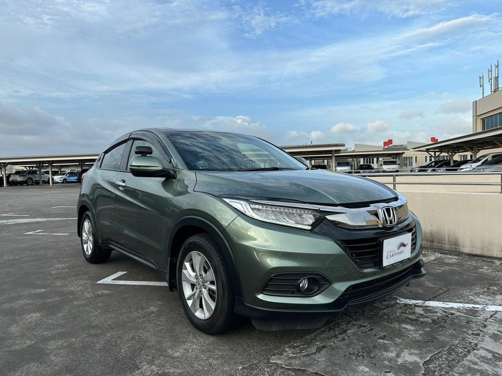 Honda Vezel 1.5X CVT Auto, Cars, Used Cars on Carousell