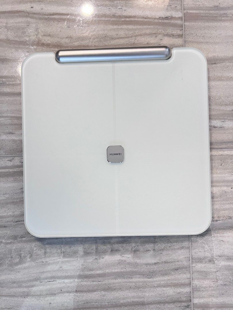 Huawei body fat scale 2 pro, Health & Nutrition, Health Monitors ...
