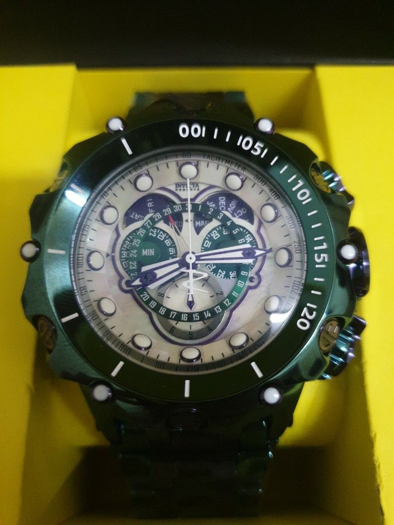 Invicta Venom Hybrid Joker Colour (Swiss Movement 5040F) Master ...