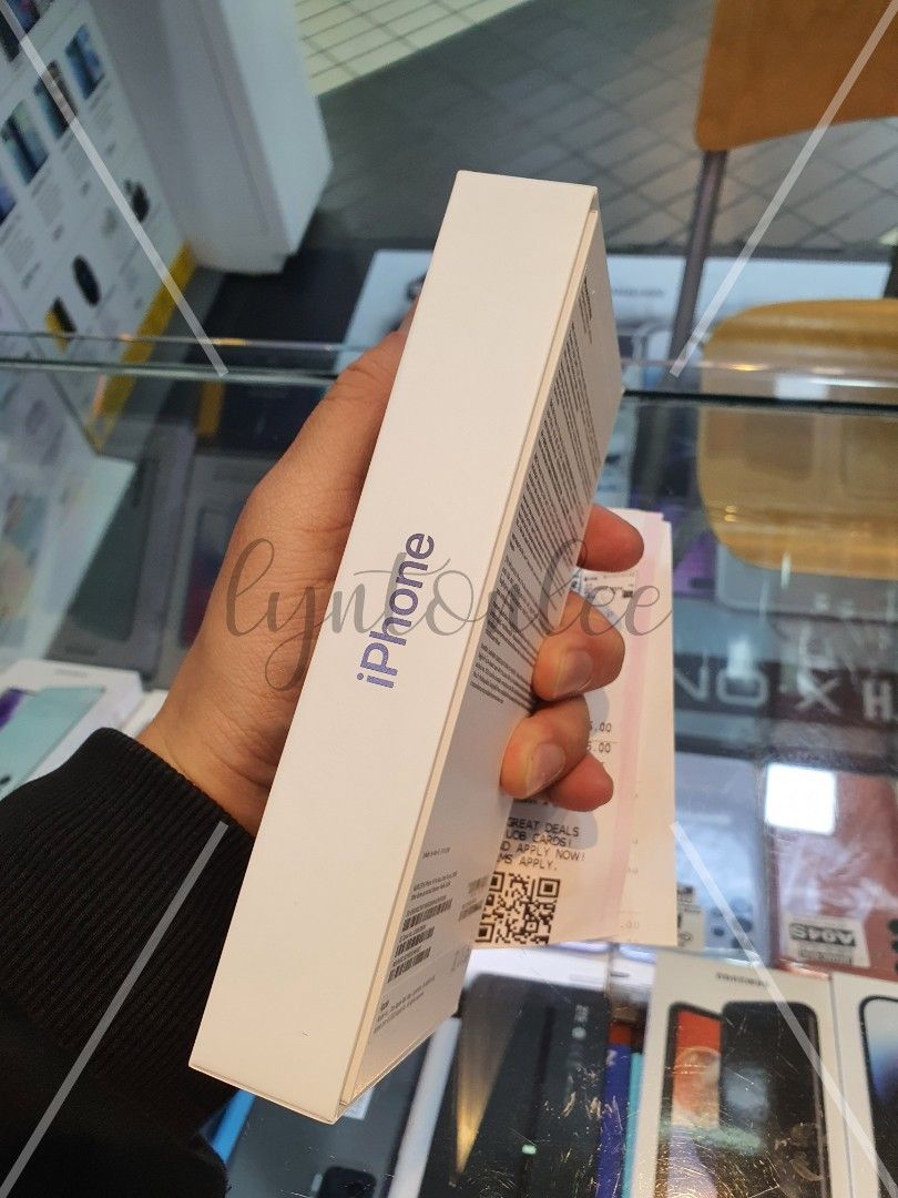 iPhone 14 Pro Max 256GB, Brand new set, Recontract in Singtel on 1st ...