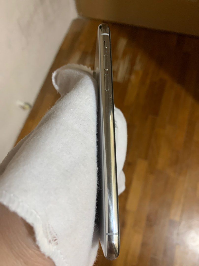 Xr -SPOIL Silver 64 GB, Mobile Phones & Gadgets, Mobile Phones, iPhone ...