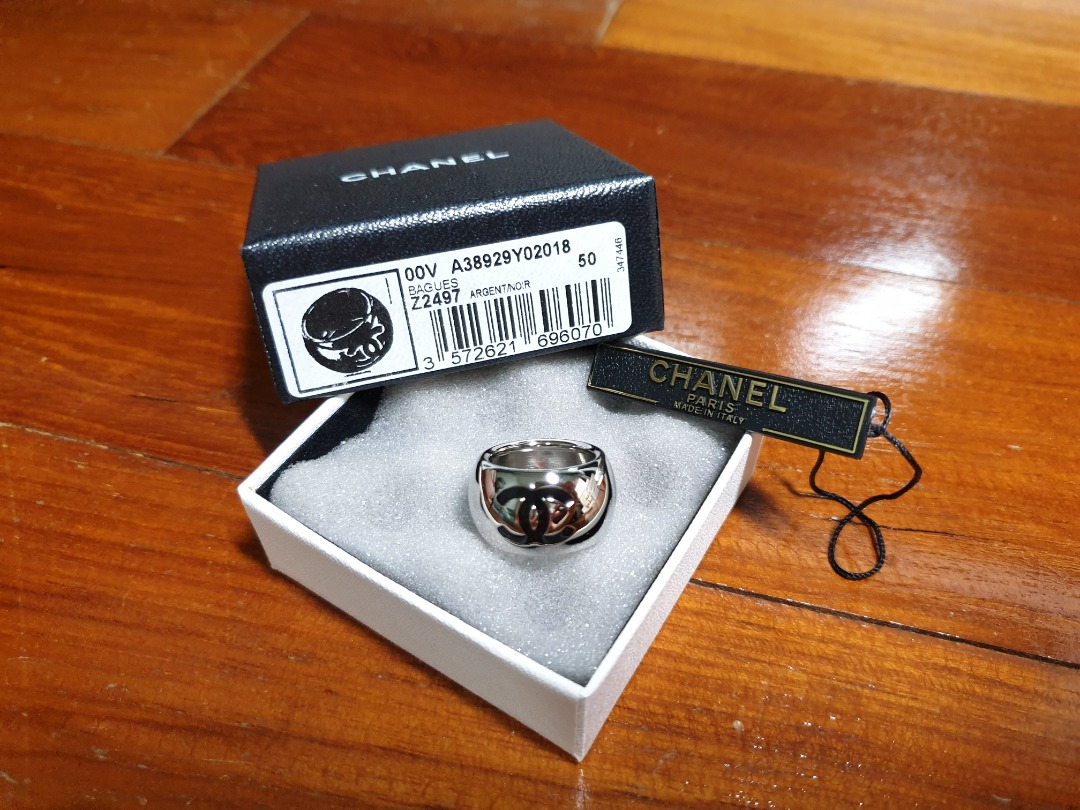 Brand New Chanel Ring logo of Chanel and Heart, Luxury, Accessories on ...
